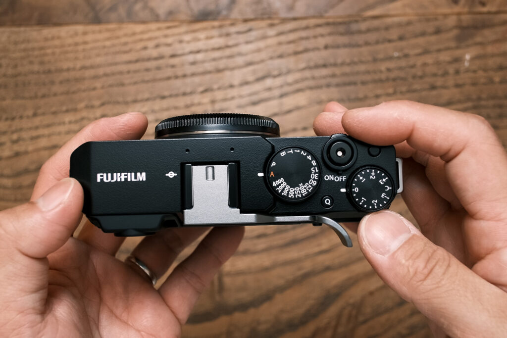 FUJIFILM X-E4を買った理由と、使い始めて気づいたこと - Shutter Loop